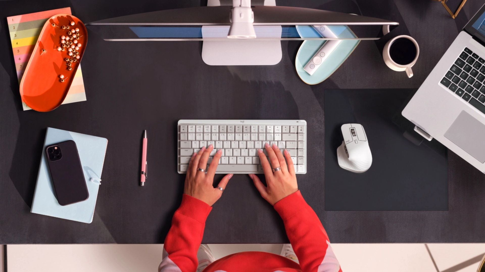 Logitech представила спецверсию механической клавиатуры MX Mechanical ...