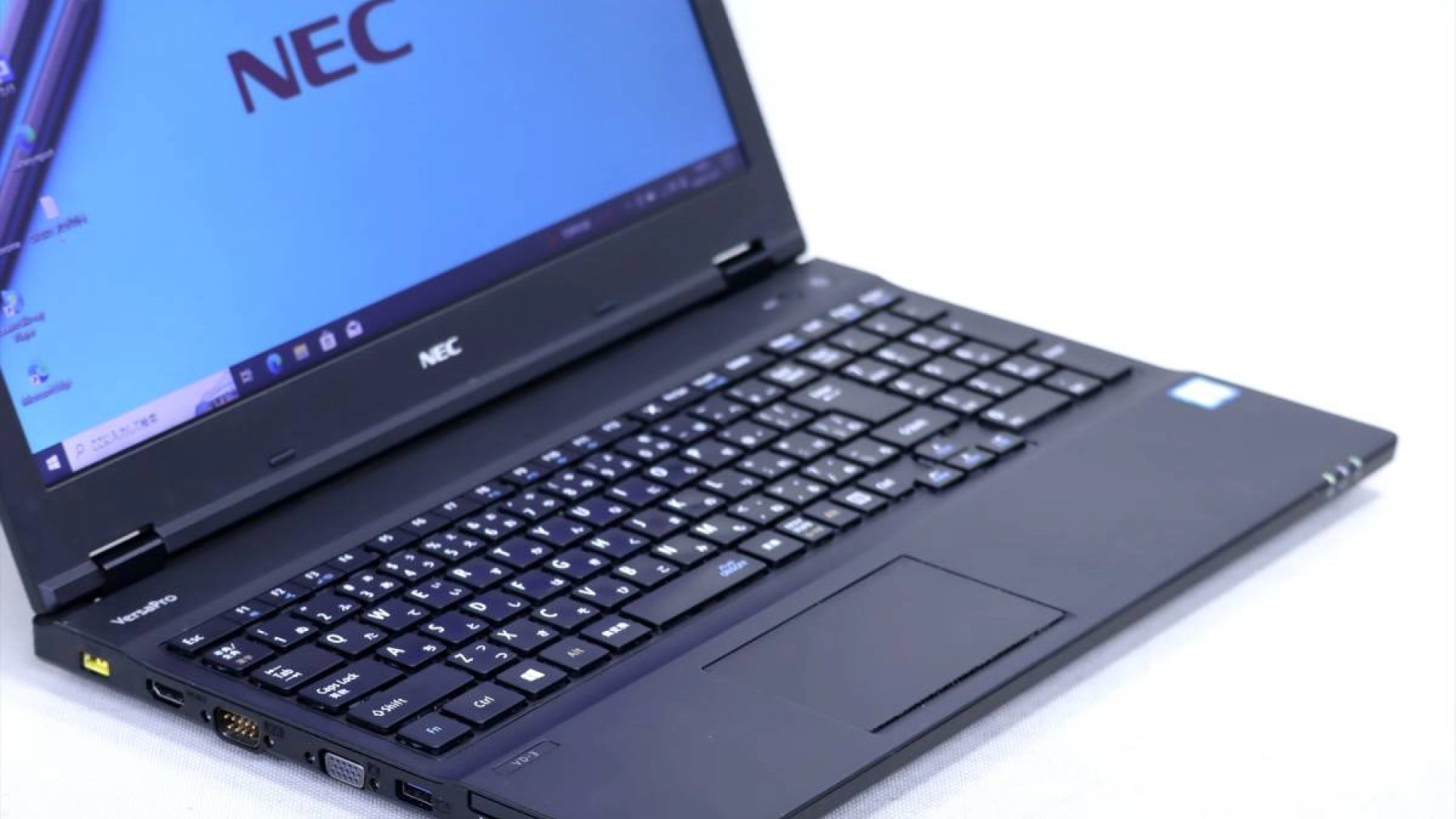 NEC представила ноутбук VersaPro Type VD с DVD-приводом и портом VGA ...