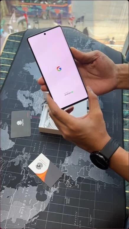 Google Pixel 7 Pro показался в видеораспаковке - Rozetked.me